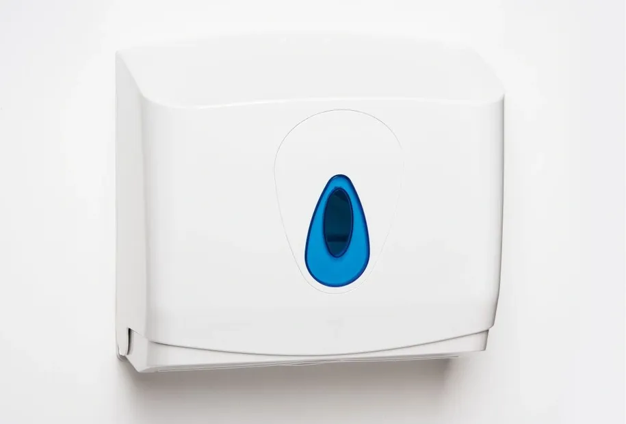 C-FOLD DISPENSER PLASTIC SMALL – Raynor Hygiene